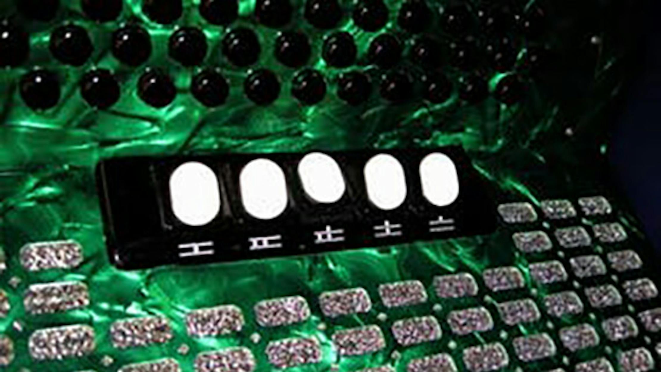 Squeezeboxes from Hohner, Saltarelle, Castagnari & more