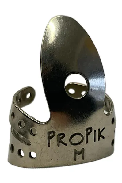 Guitar finger picks including Alaska Pik, Fred Kelly, Perfect Touch ...