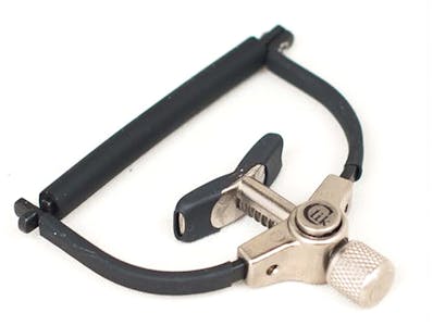 Guitar capos from top makes including Shubb, Kyser, G7th, Jim Dunlop ...